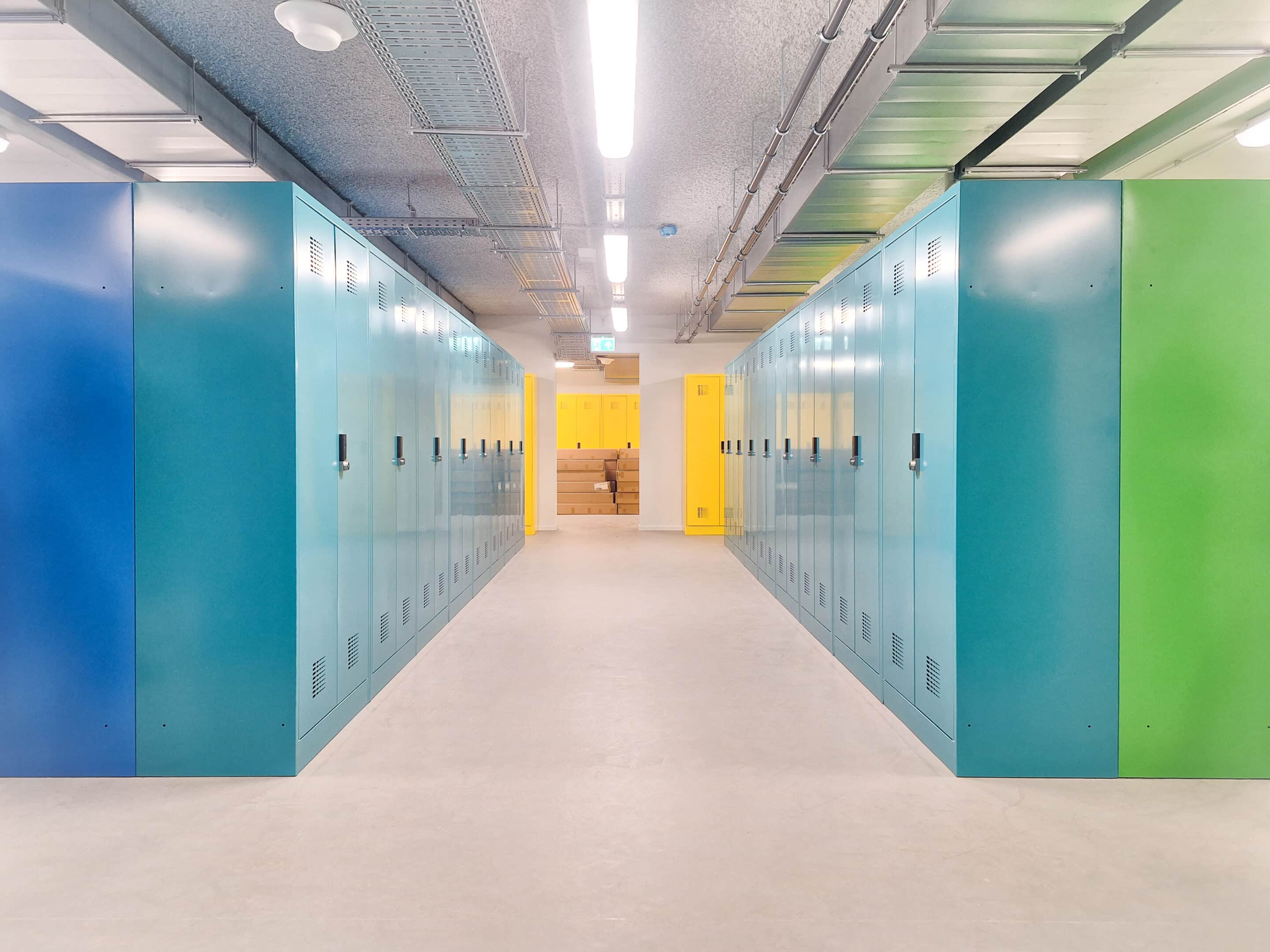 Commercial & Enterprise Smart Locker Solutions | Vpod